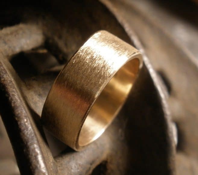 The Types Of Wedding And Engagement Band Finishes - A Quick Guide