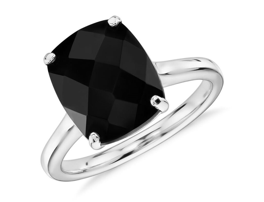 About Black Onyx - History, Meaning, Value, And Uses
